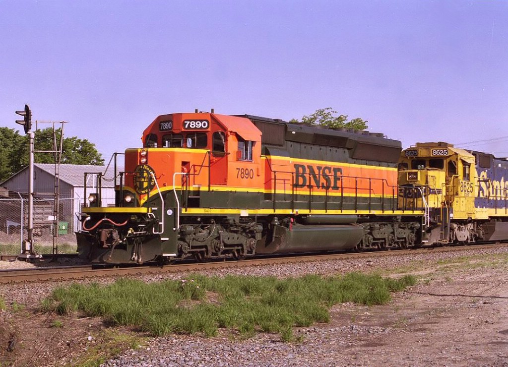 BNSF 7890
